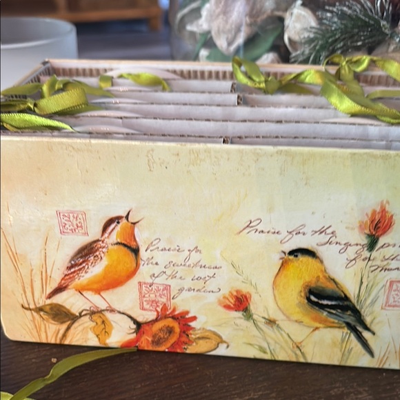 mv market | Other | Decorative Birdthemed Storage Box With 2 Mini ...